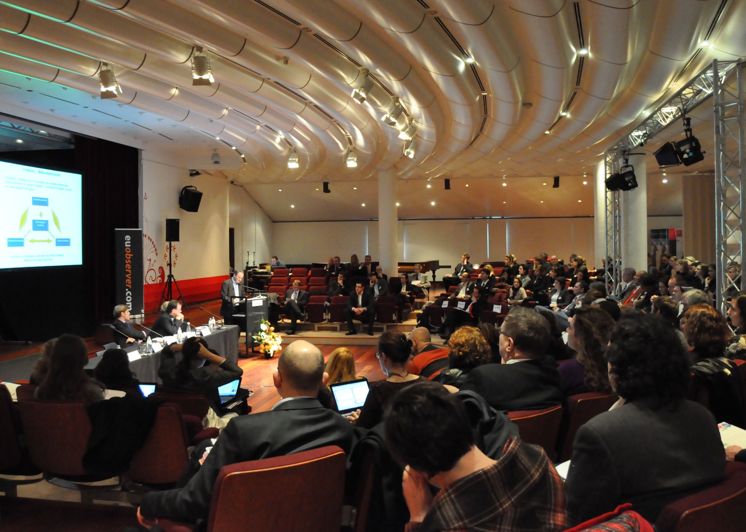 Musicians fear ‘chaos’ as Brussels gets set to regulate royalties ...