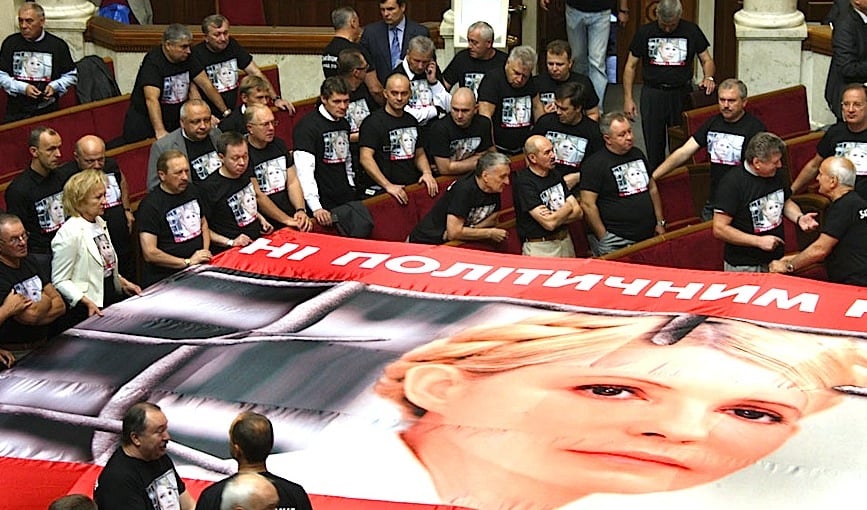 Ukraine looks to free Tymoshenko, salvage EU pact – EUobserver