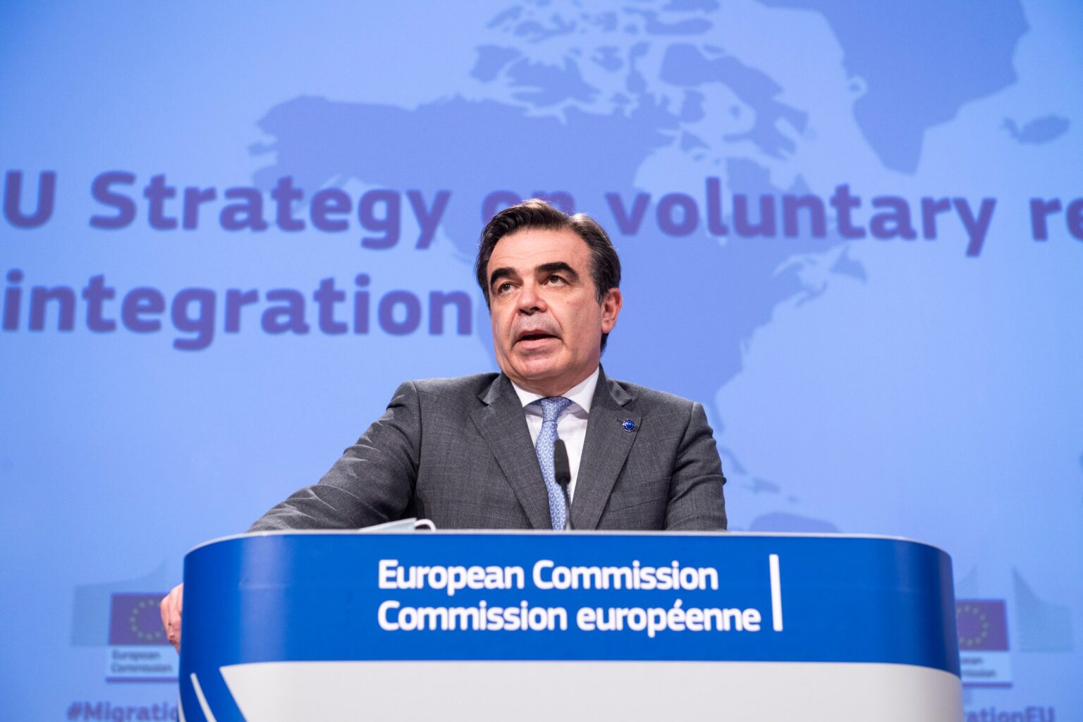 EU commission calls Frontex its new ‘Return Agency’ – EUobserver